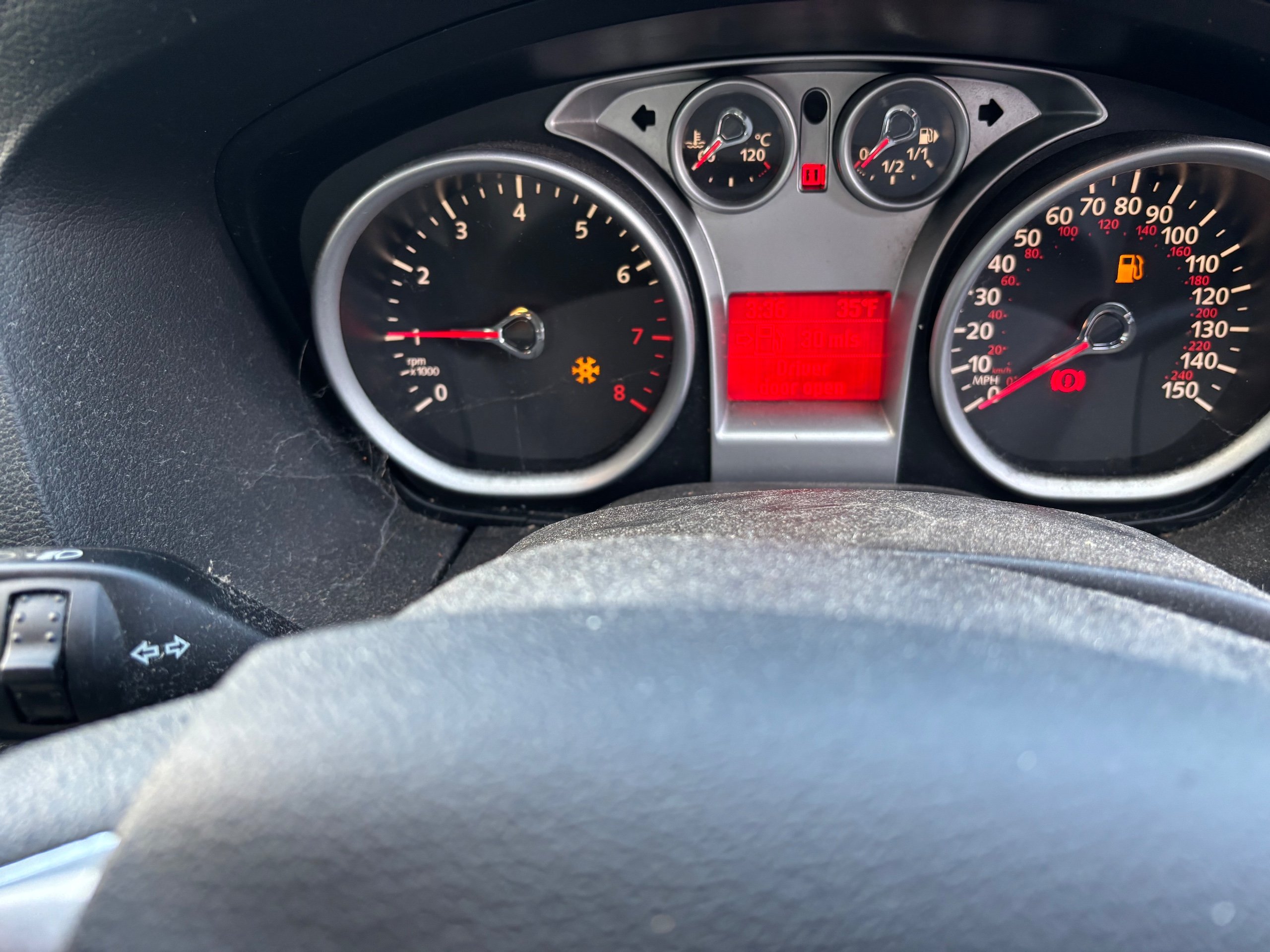 Used 2009 Ford Focus 1.6 Zetec Hatchback 5dr Petrol Manual (161 g/km, 99 bhp) for sale in ...